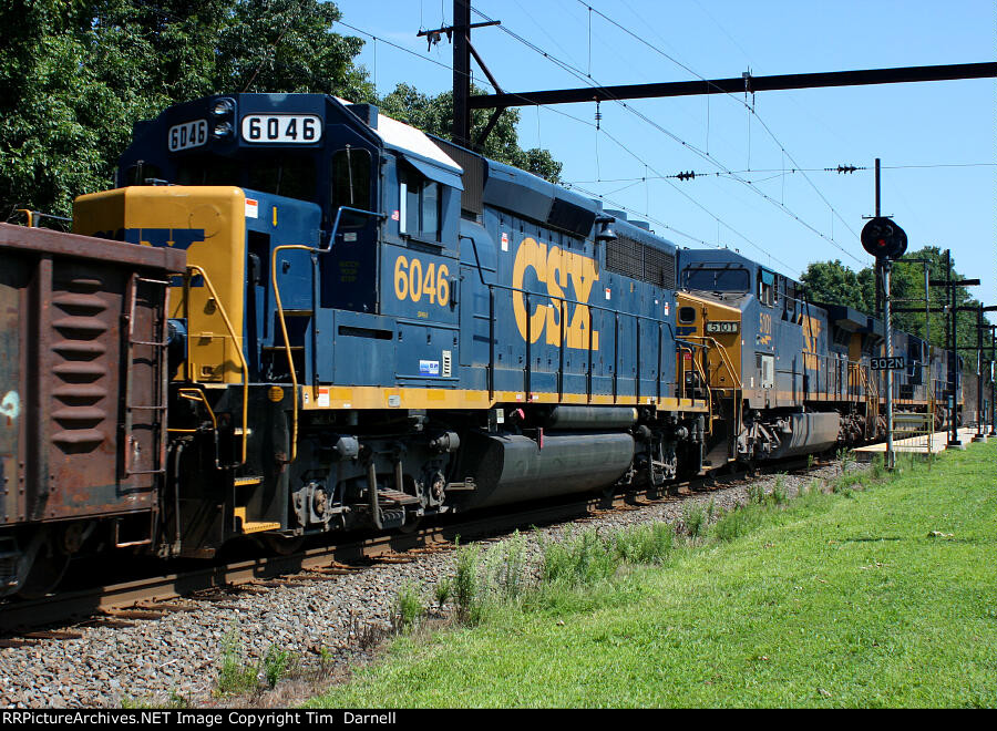 CSX 6046, 5101 on Q418